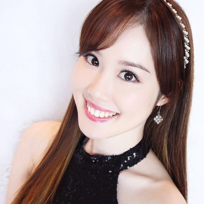 Hot Vlogger Melodee: Dưỡng da mãi tuổi 17 | KILALA