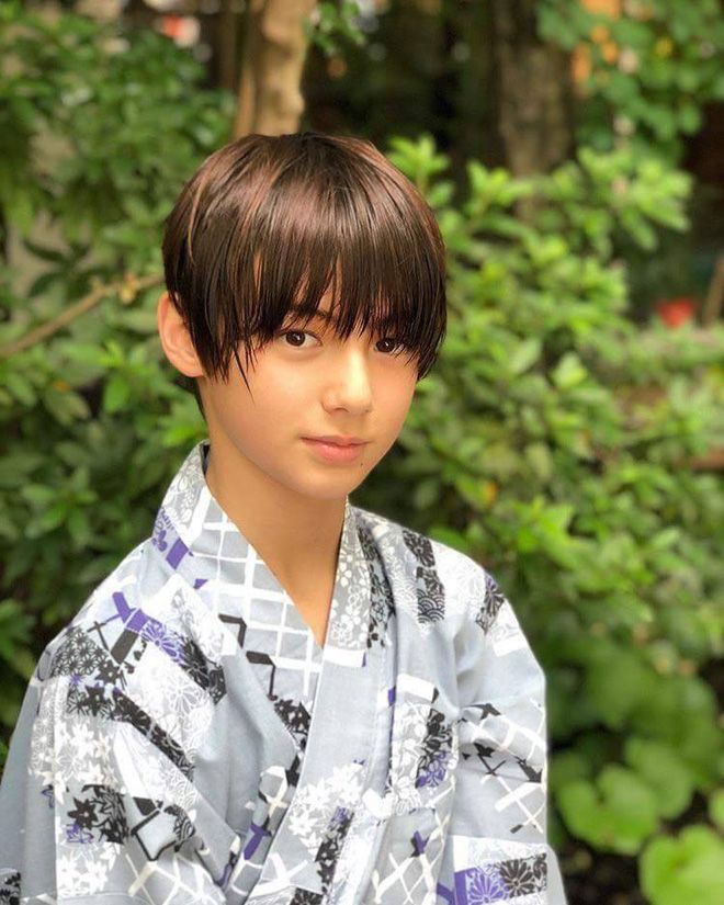 Hotboy lai 11 tuổi Alex Shou gia nhập showbiz Nhật | KILALA