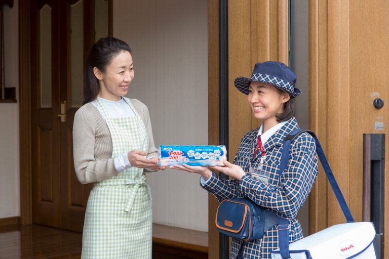 Vì sao người Nhật thích uống Yakult? | KILALA